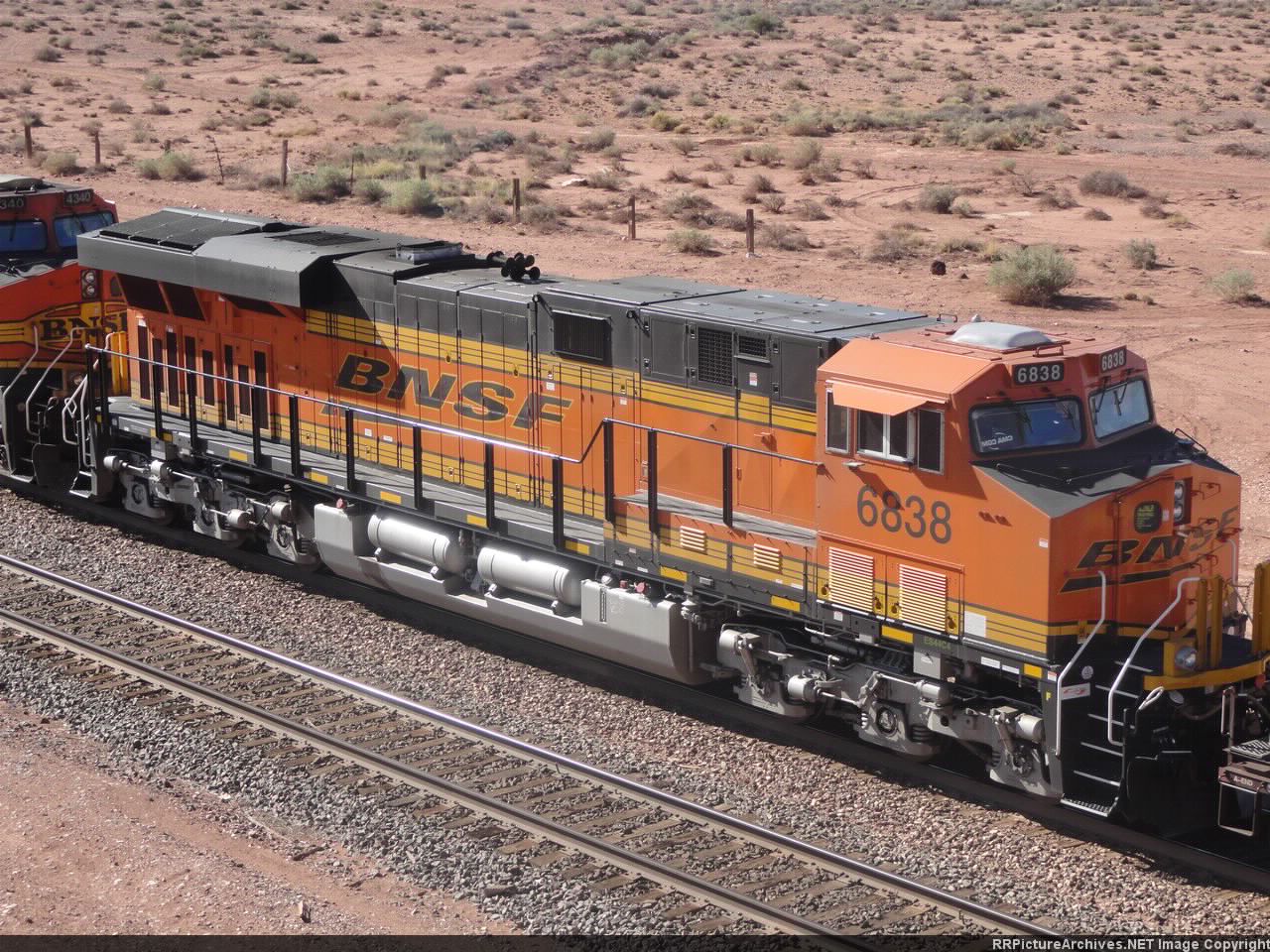 BNSF 6838